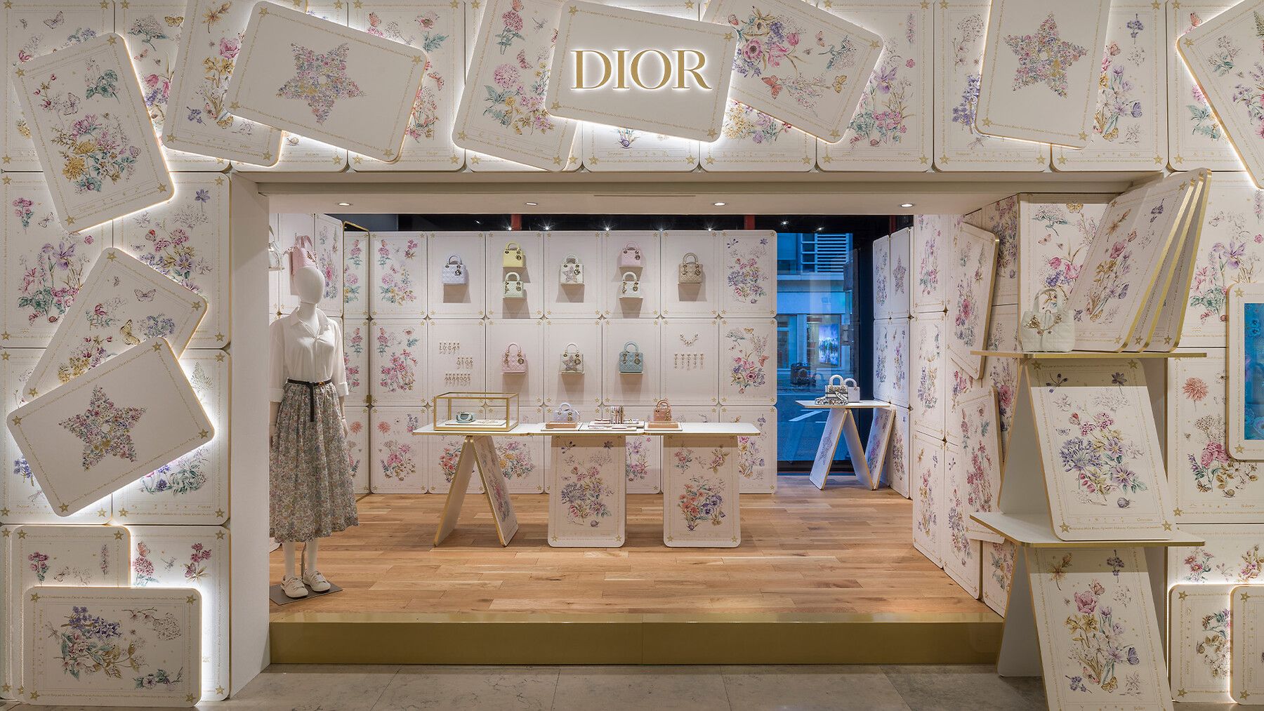 Harrods pop-up store - news-savoir-faire - Fashion & Accessories | DIOR