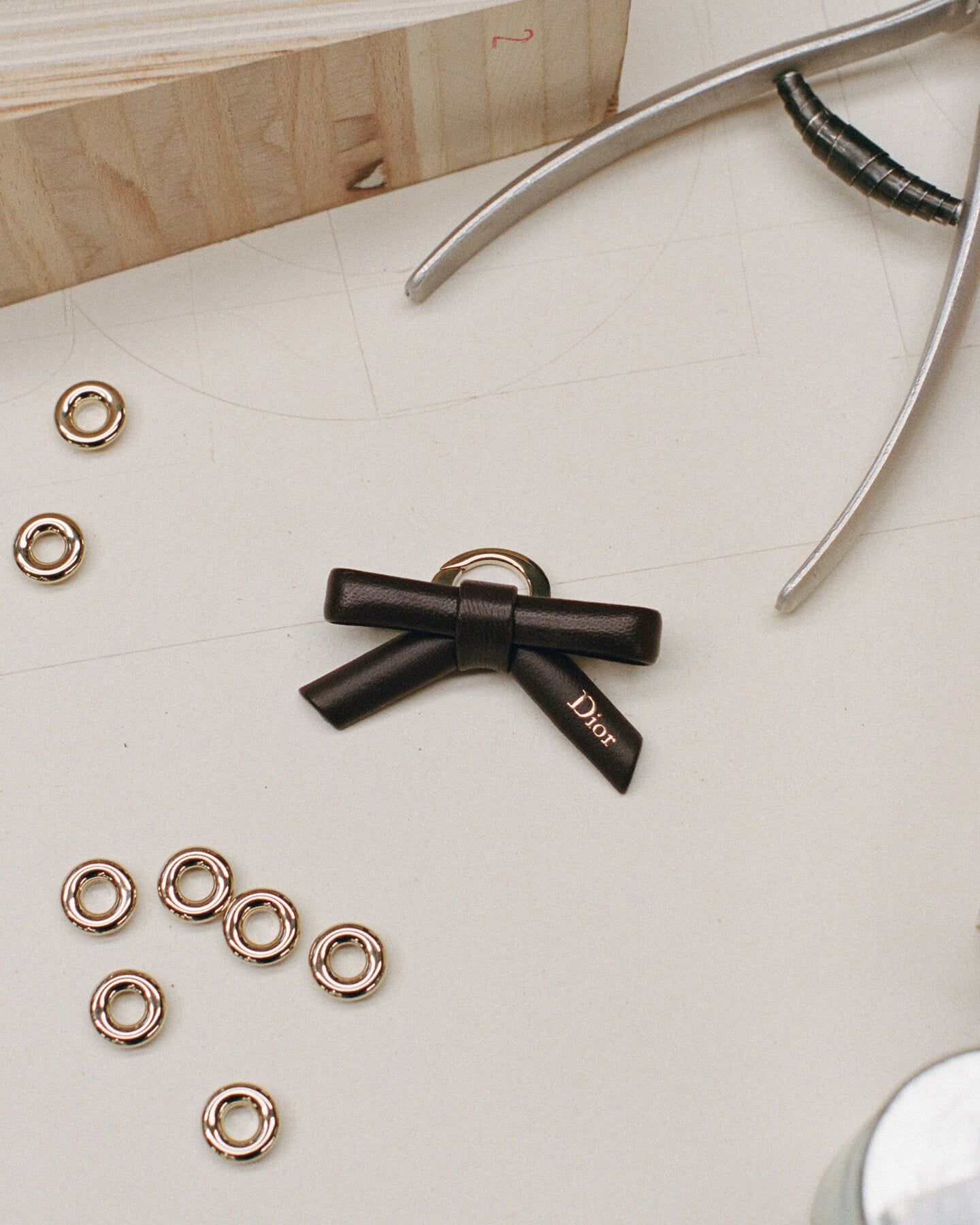 Le sac Lady Woven - news-savoir-faire - Fashion & Accessories | DIOR