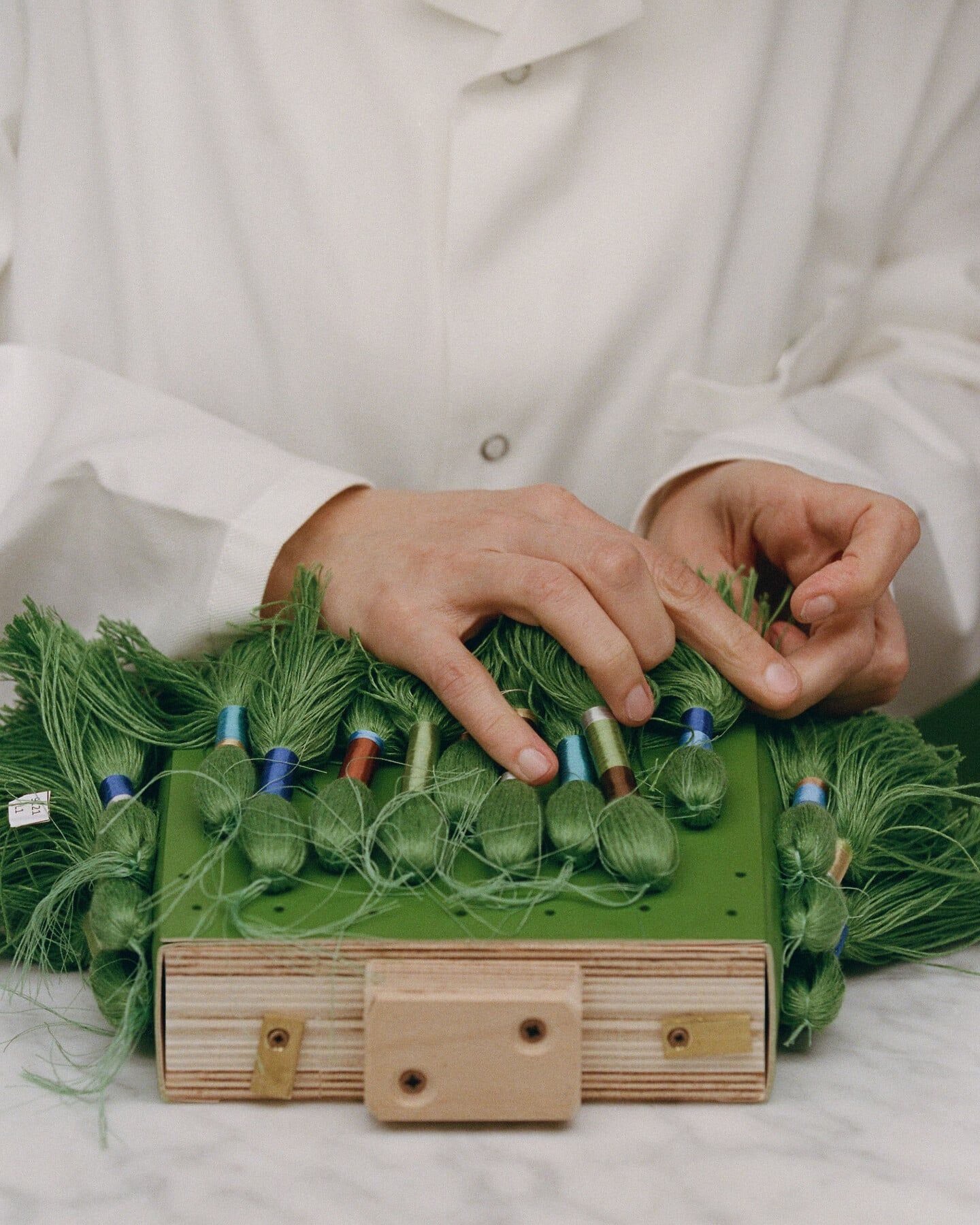 The Lady Dior by Sheila Hicks - news-savoir-faire - Fashion ...