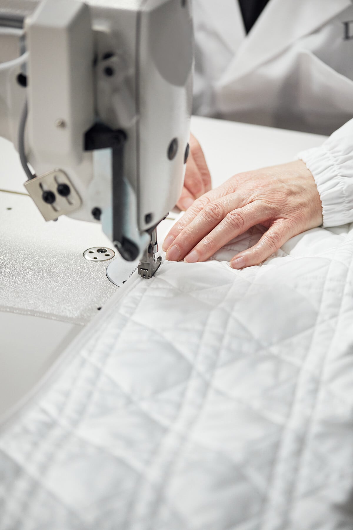 Les savoir-faire de la capsule Dior and Stone Island - News & Défilés ...