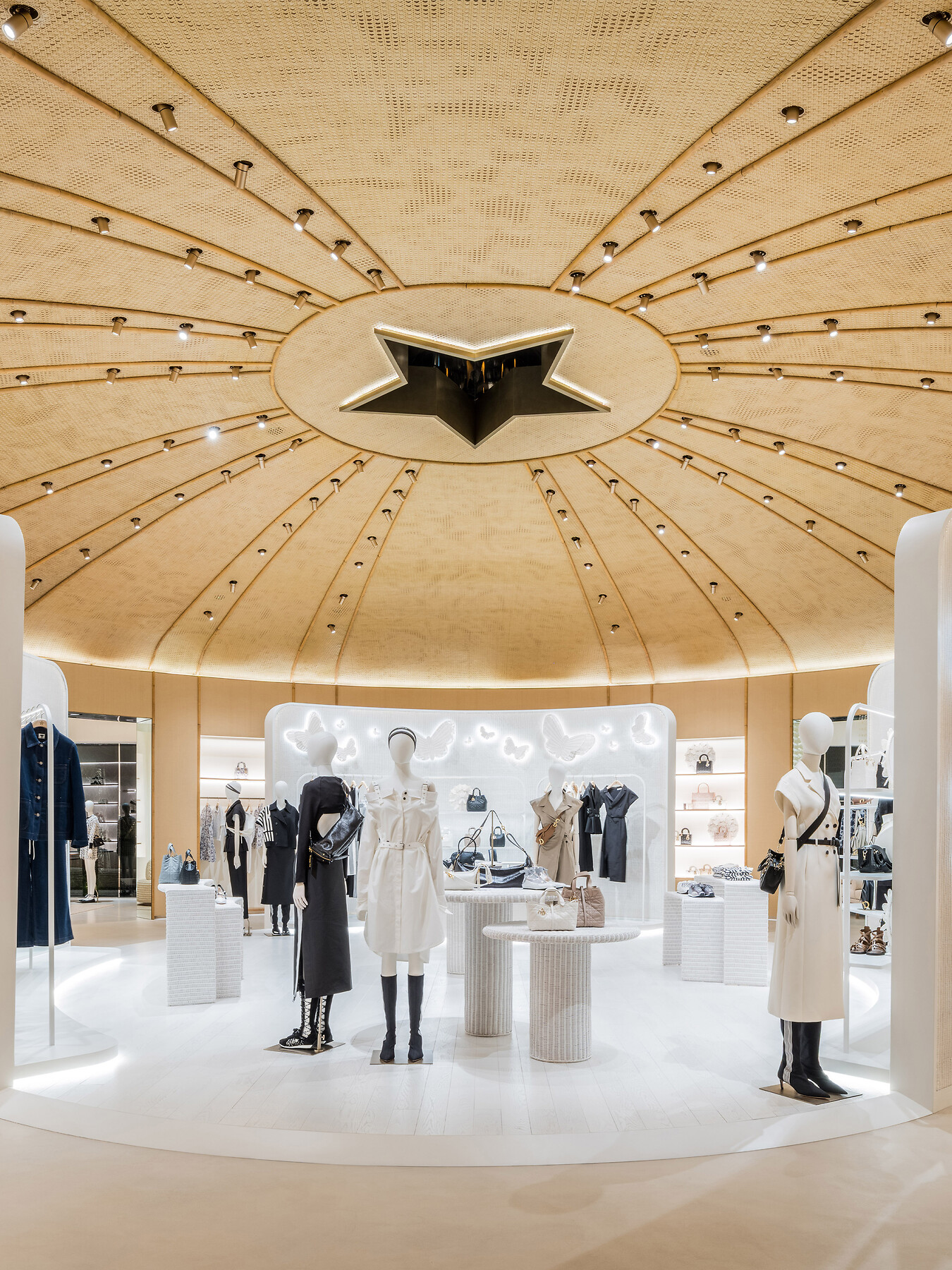 Dior Gold House - news-savoir-faire - Fashion & Accessories | DIOR