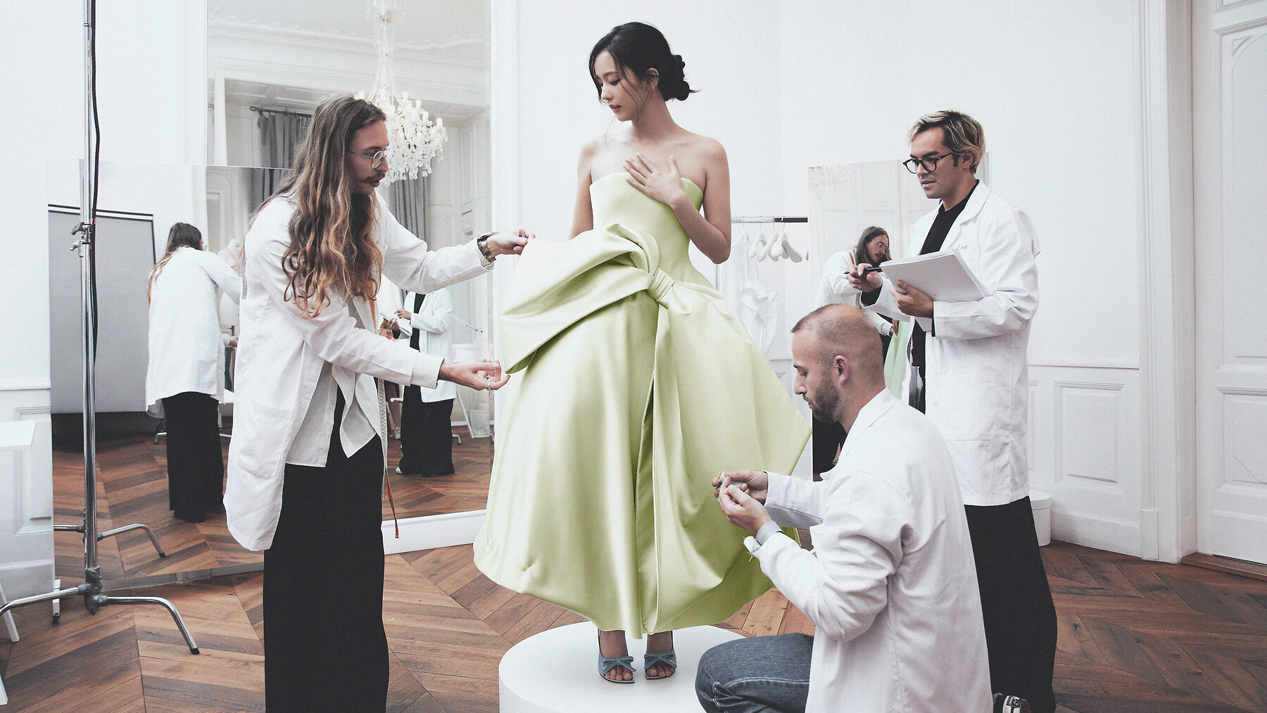 Dior Fashion BG official website | DIOR